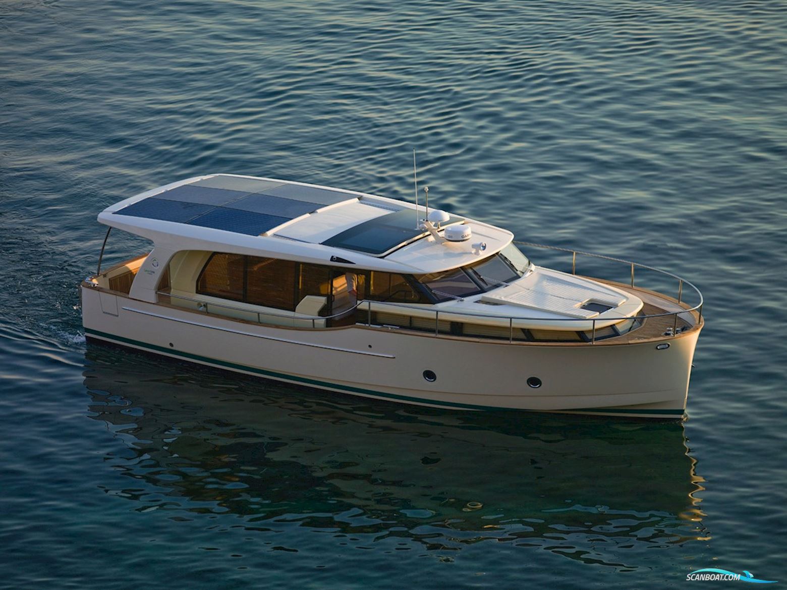 Greenline 40 | Motor boat for sale | Denmark | Scanboat