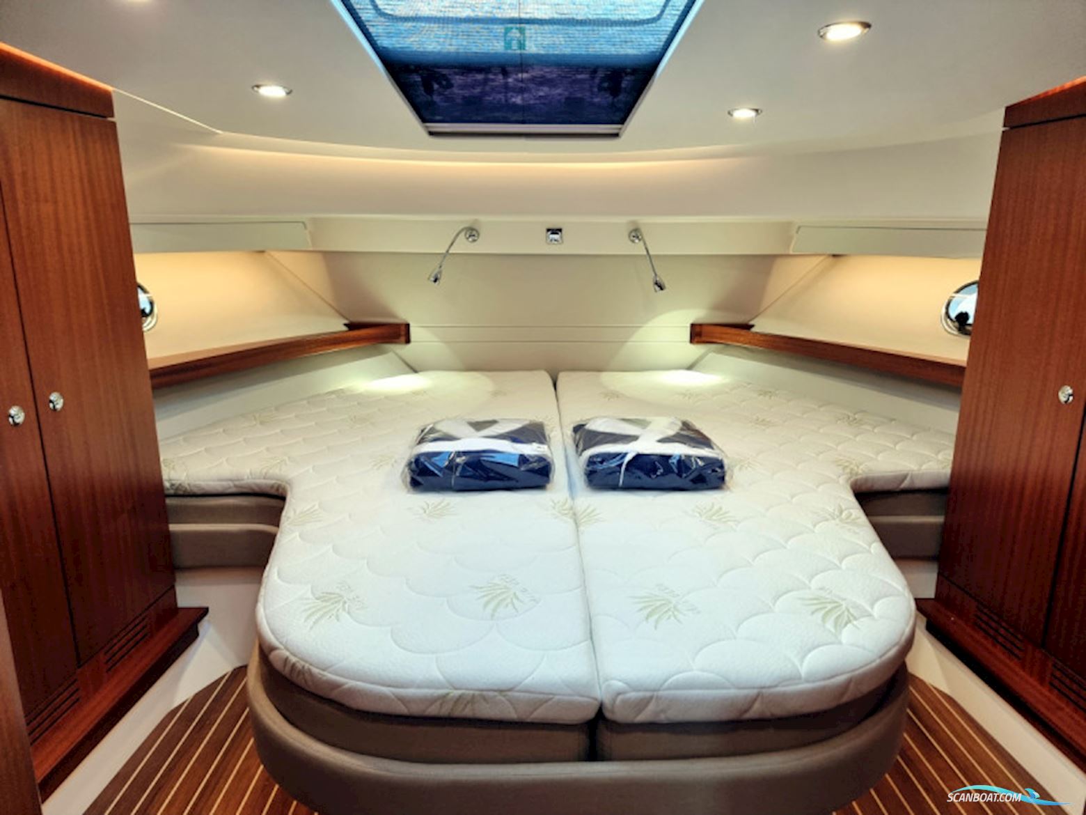 Nimbus 405 Fly | Motor boat for sale | Sweden | Scanboat