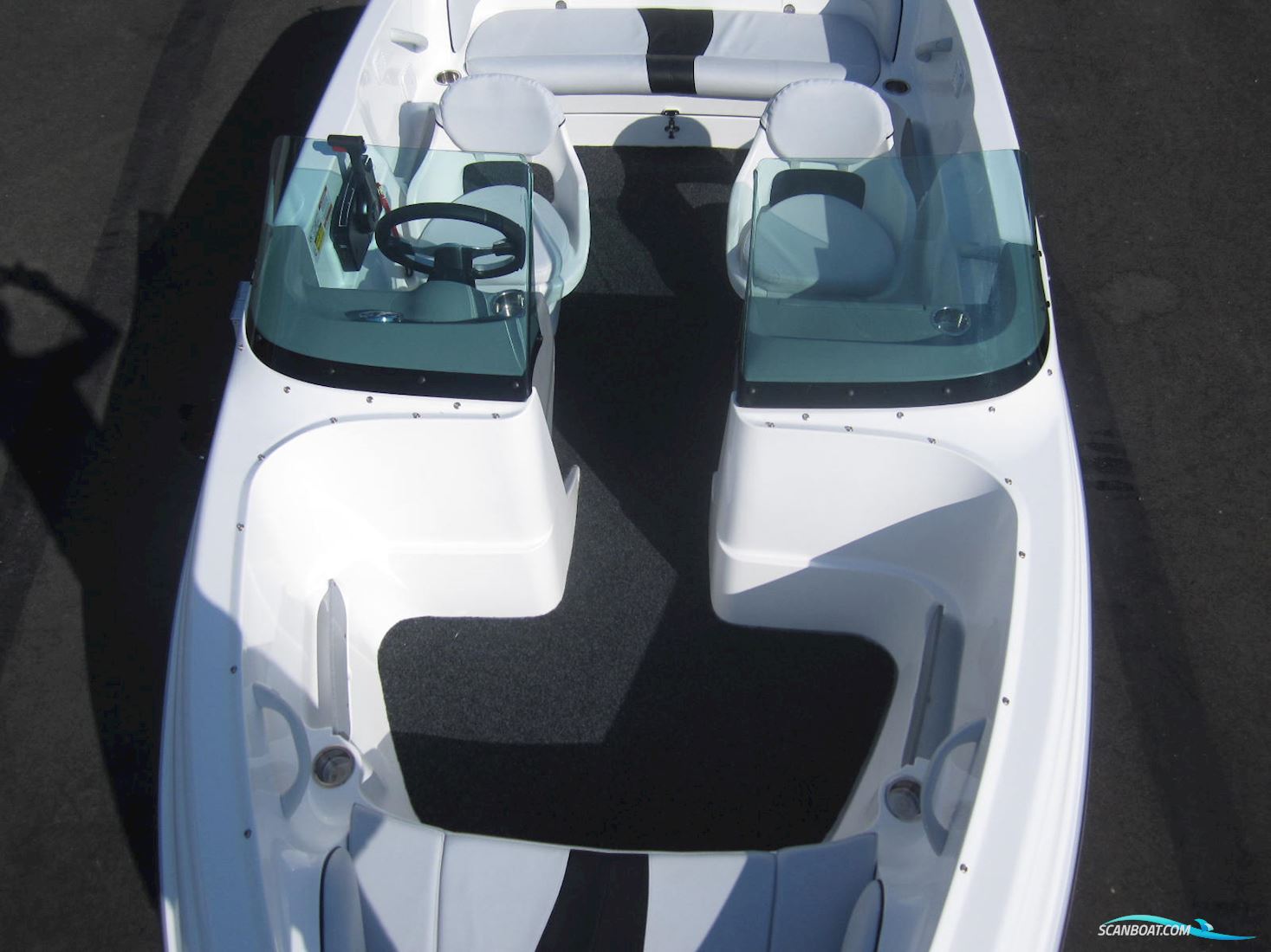 Olympic 460 Bowrider | Motor boat for sale | Denmark | Scanboat