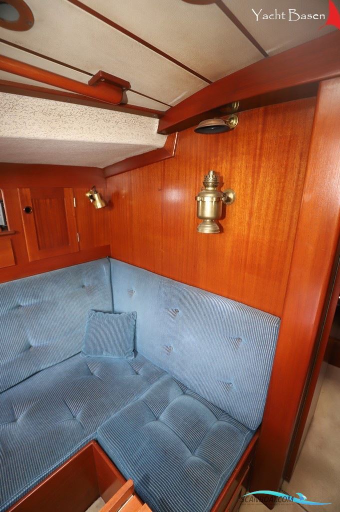 Hallberg-Rassy 38 Sailingboat for sale | Denmark | Scanboat